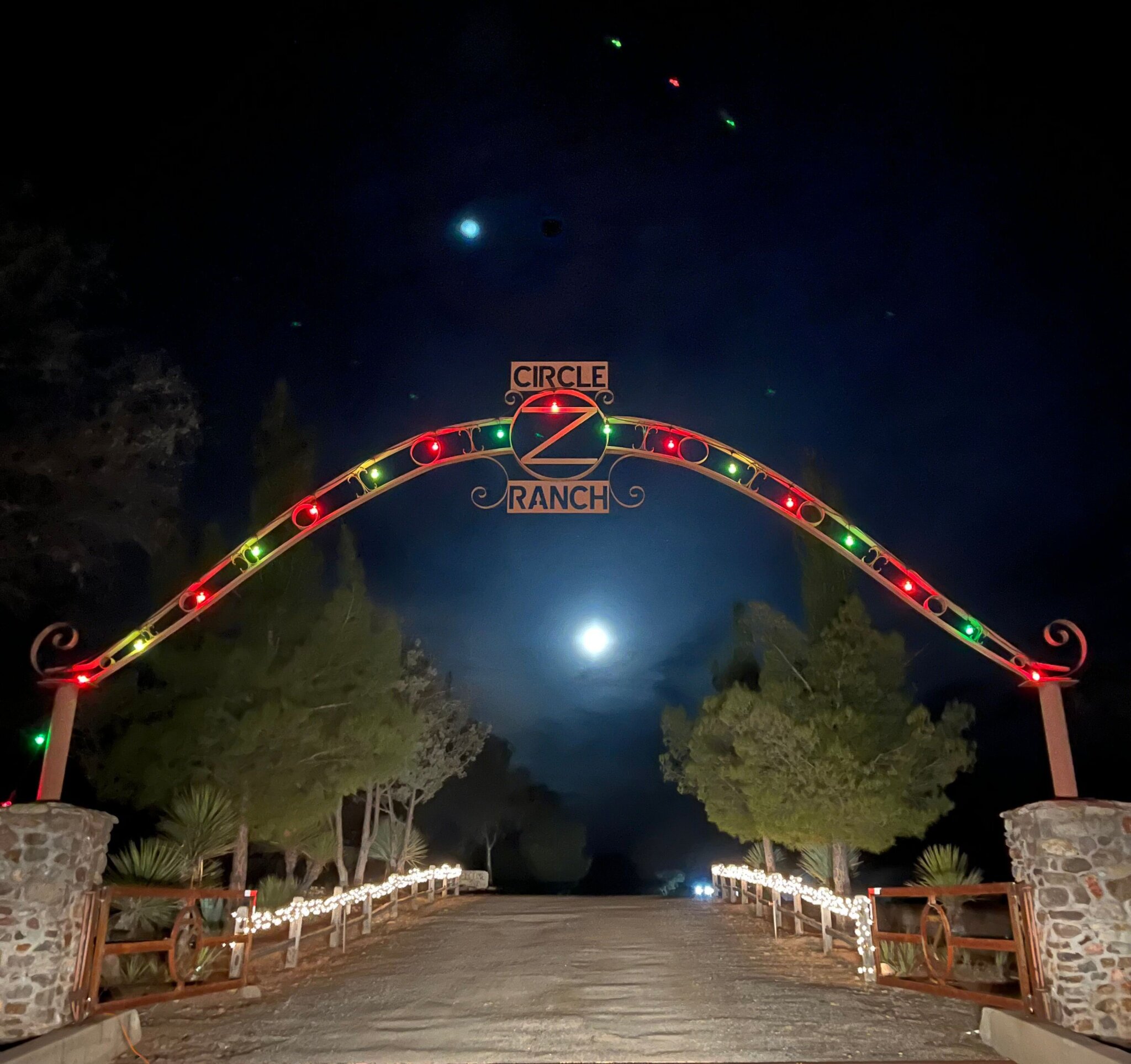 Holidays 2025 - Circle Z Ranch